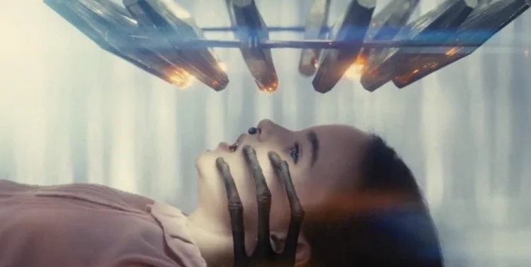 Steven Spielberg’s ‘Disclosure Day’ Finally Reveals Its Aliens in New ...