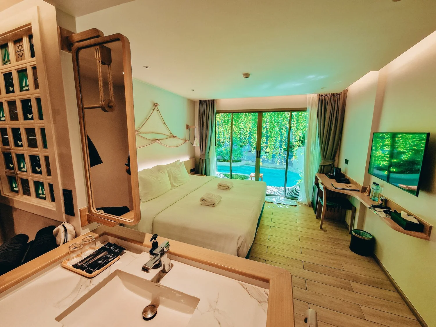 Panwaburi Beachfront Hotel Review: Is it worth it? — Helena Bradbury