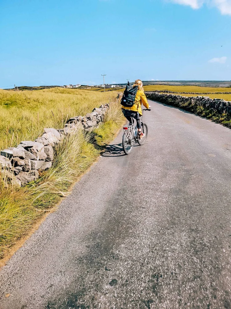 Things to do on Inis Mor, Ireland: a day trip to Inis Mor from Doolin — Helena Bradbury