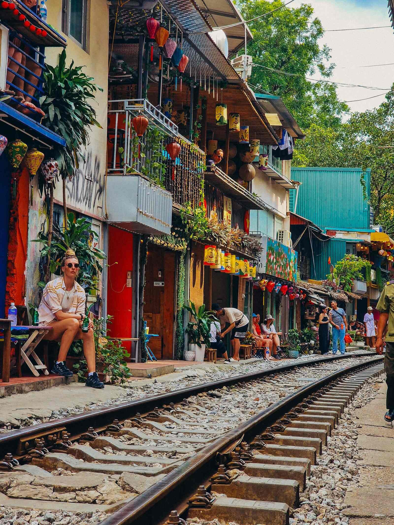 How to visit Hanoi Train Street: schedule, tips and how to get there ...