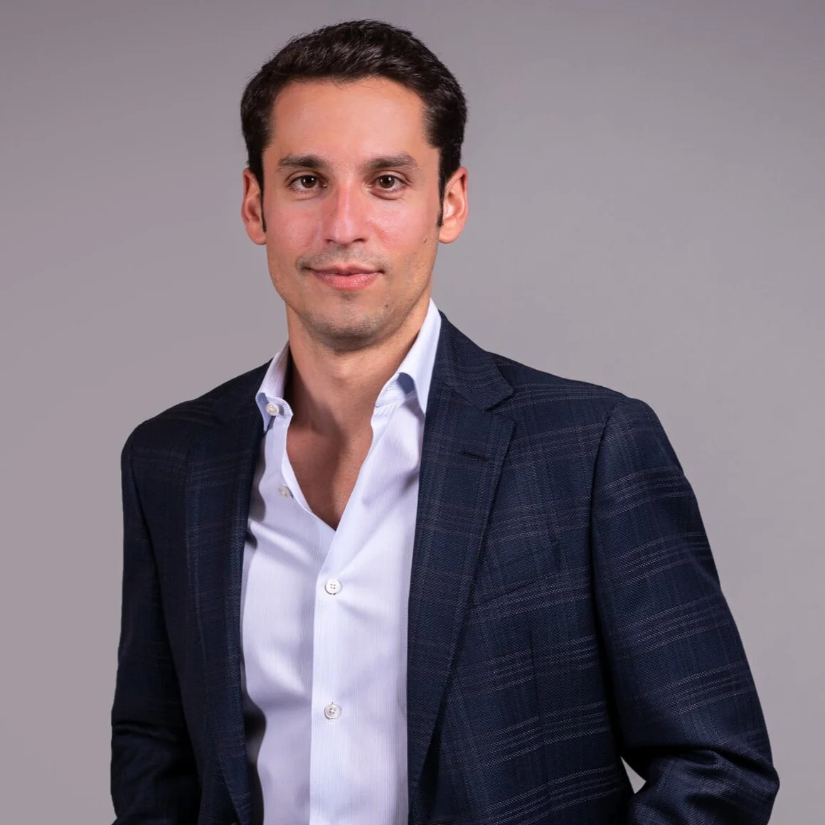 Manuel Pantelias Garces — Valor