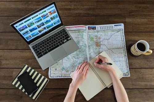 How to Plan a Road Trip to Fit Your Budget [7 Easy Steps] | Take The Truck