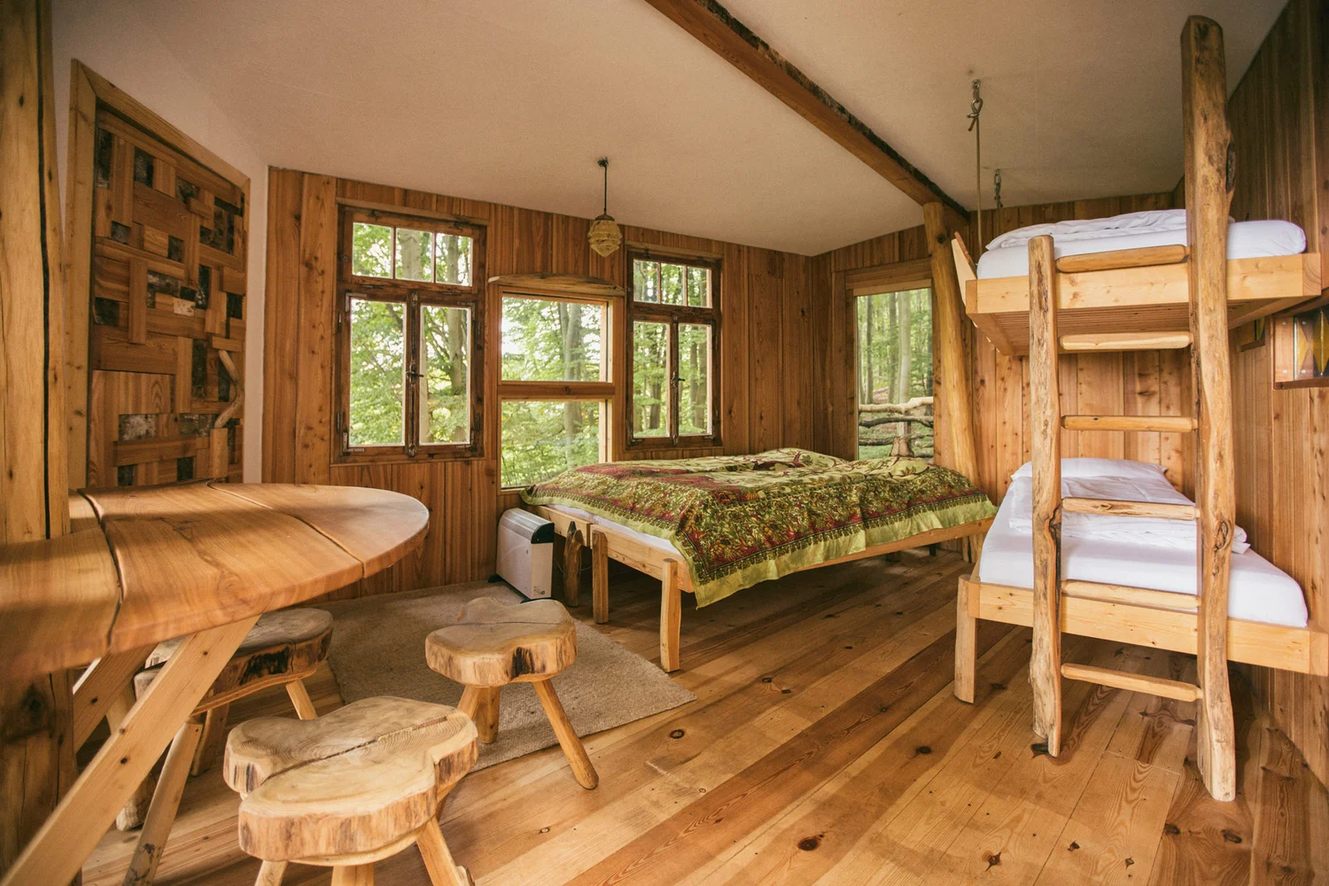 BIRCH TREEHOUSE — Baumhaushotel Robins Nest