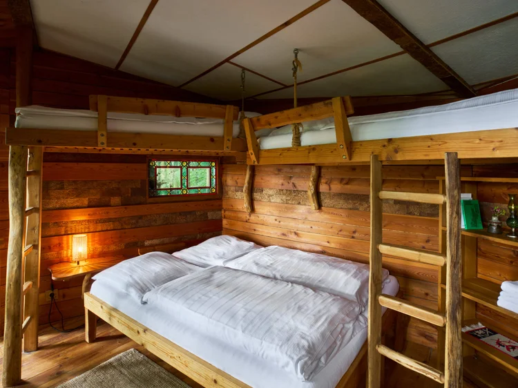 KORKHAUS — Baumhaushotel Robins Nest