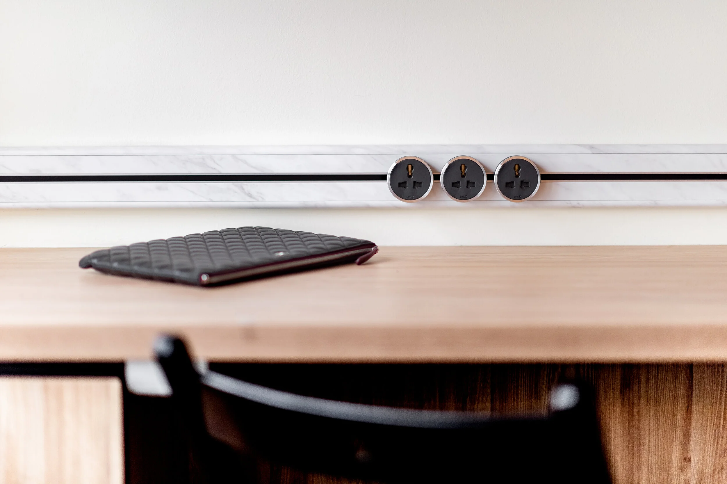 Line8 Power Track System