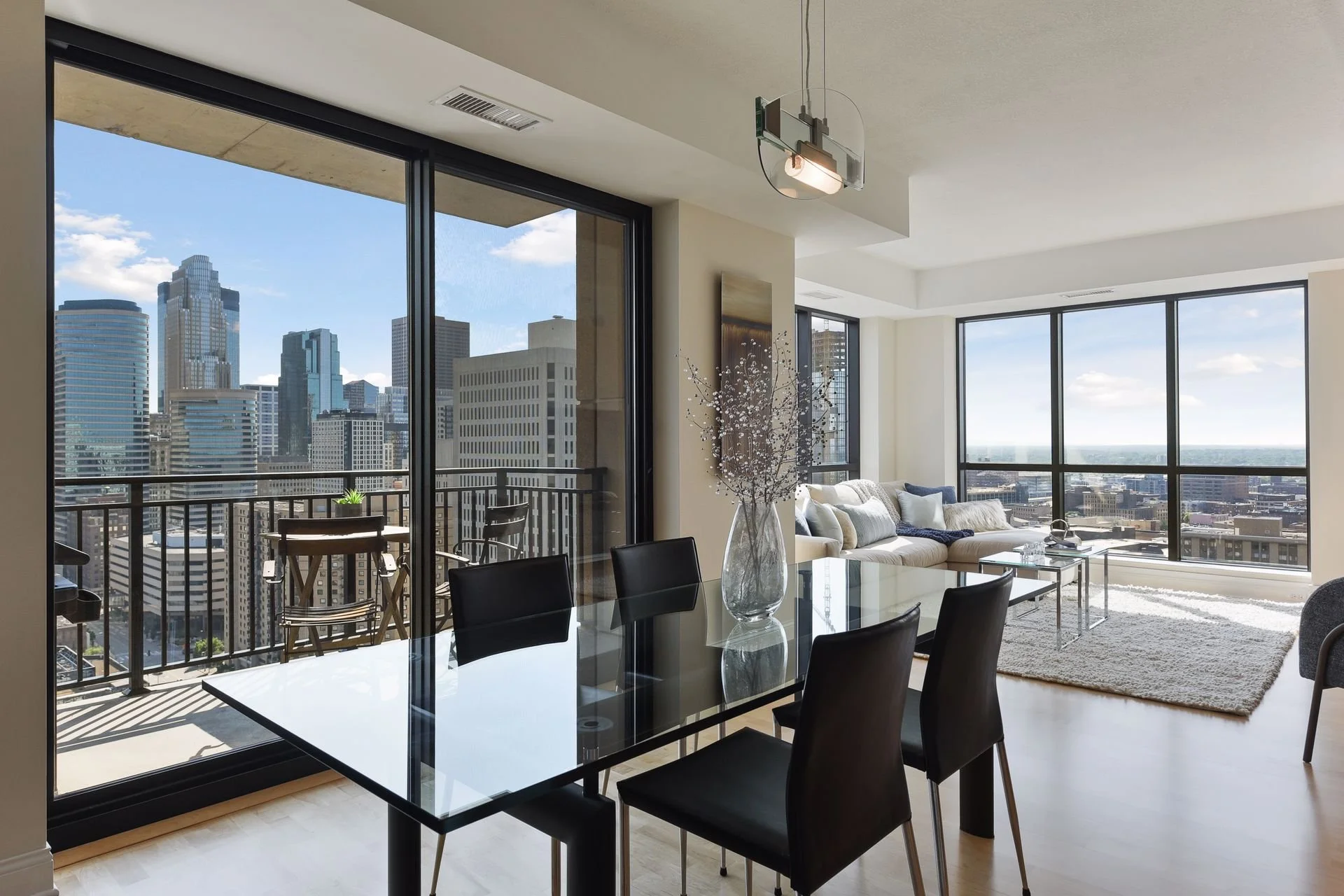 Building Spotlight Series: The Carlyle — Cynthia Froid Group