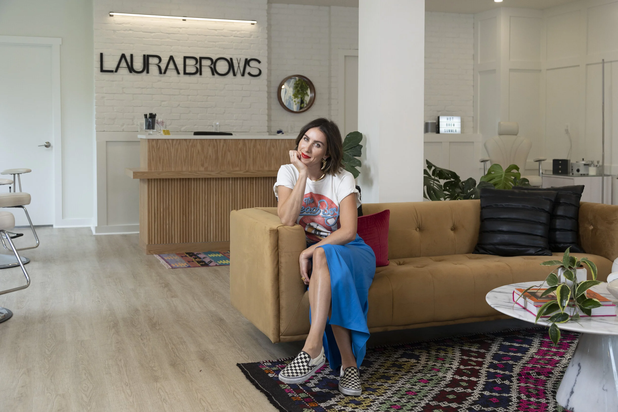 About — Laura Brows