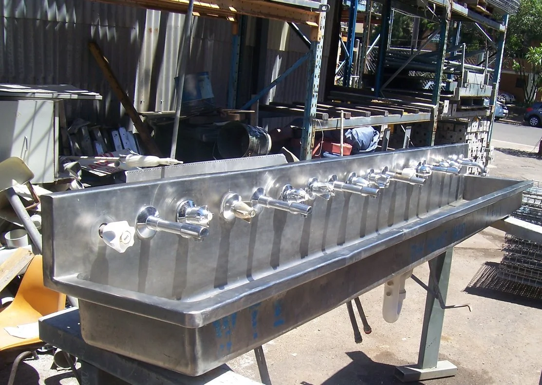 Portable Toilets, Showers & Bathrooms — THE PLANT YARD