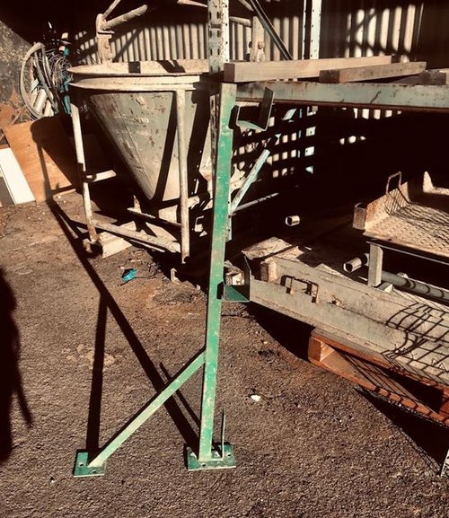 Formwork Handrail Safety Posts — THE PLANT YARD