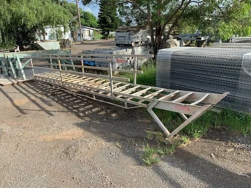 Adjustable access stairs — THE PLANT YARD