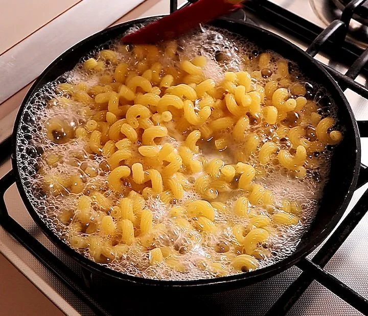One Pot Mac and Cheese
