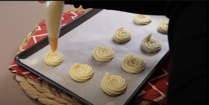 4 Ingredient Christmas Cookies