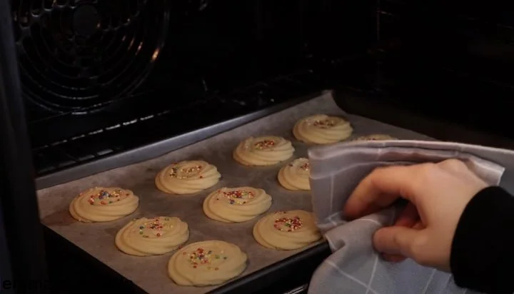 4 Ingredient Christmas Cookies