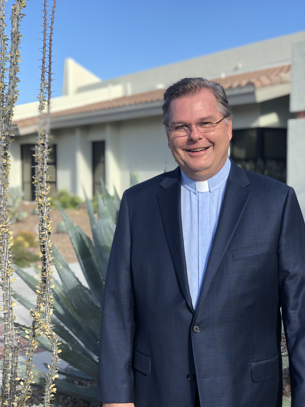 Installation of Rev. Craig Larson at Desert Hills Lutheran in Green ...