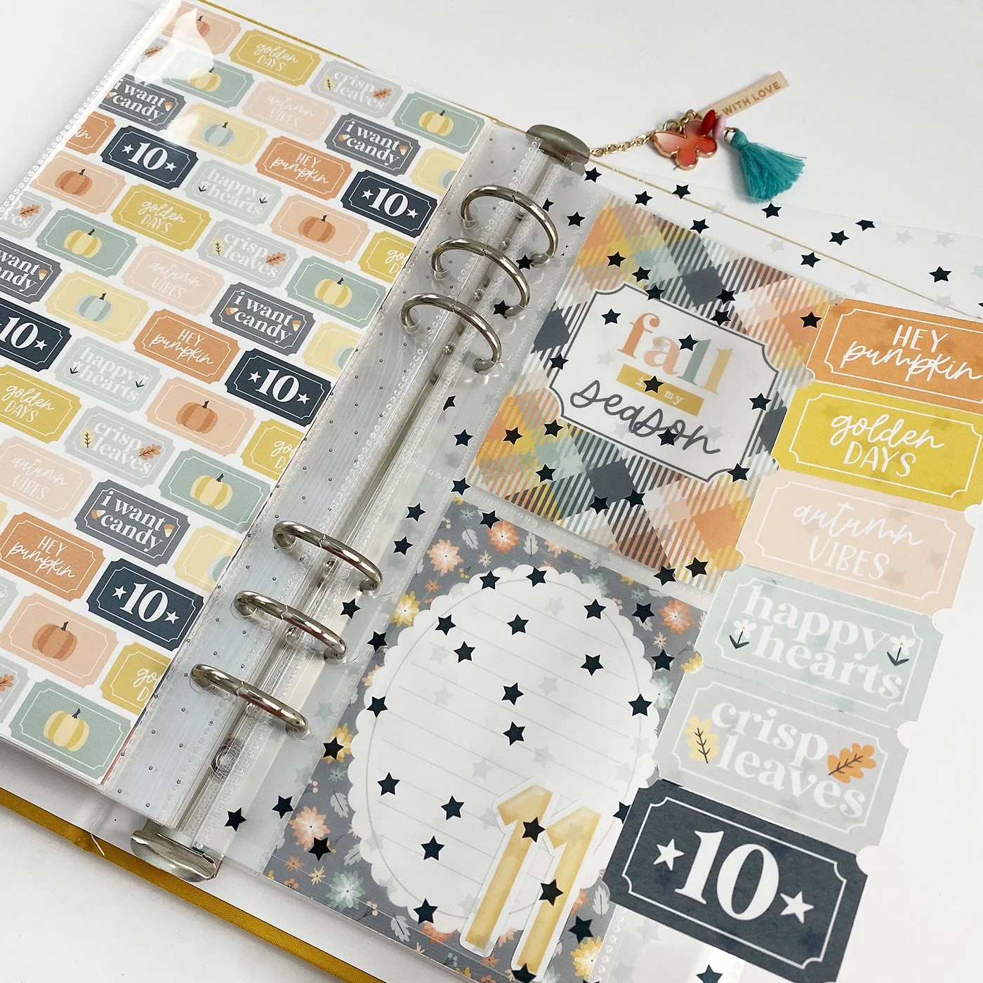 Gratitude Album Foundation Pages by Theresa Using the Goldenrod ...