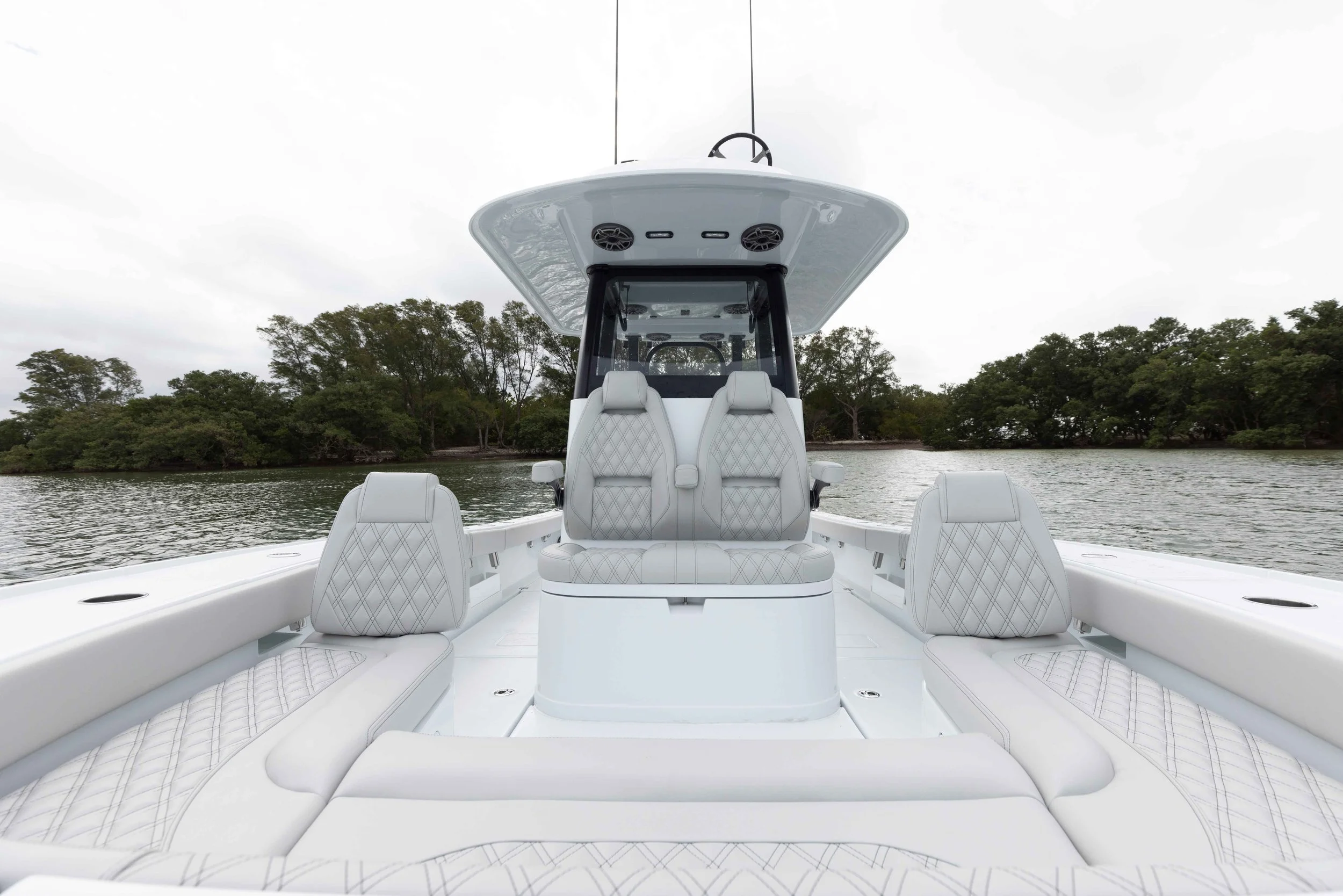 Freeman 28 — Freeman Boatworks