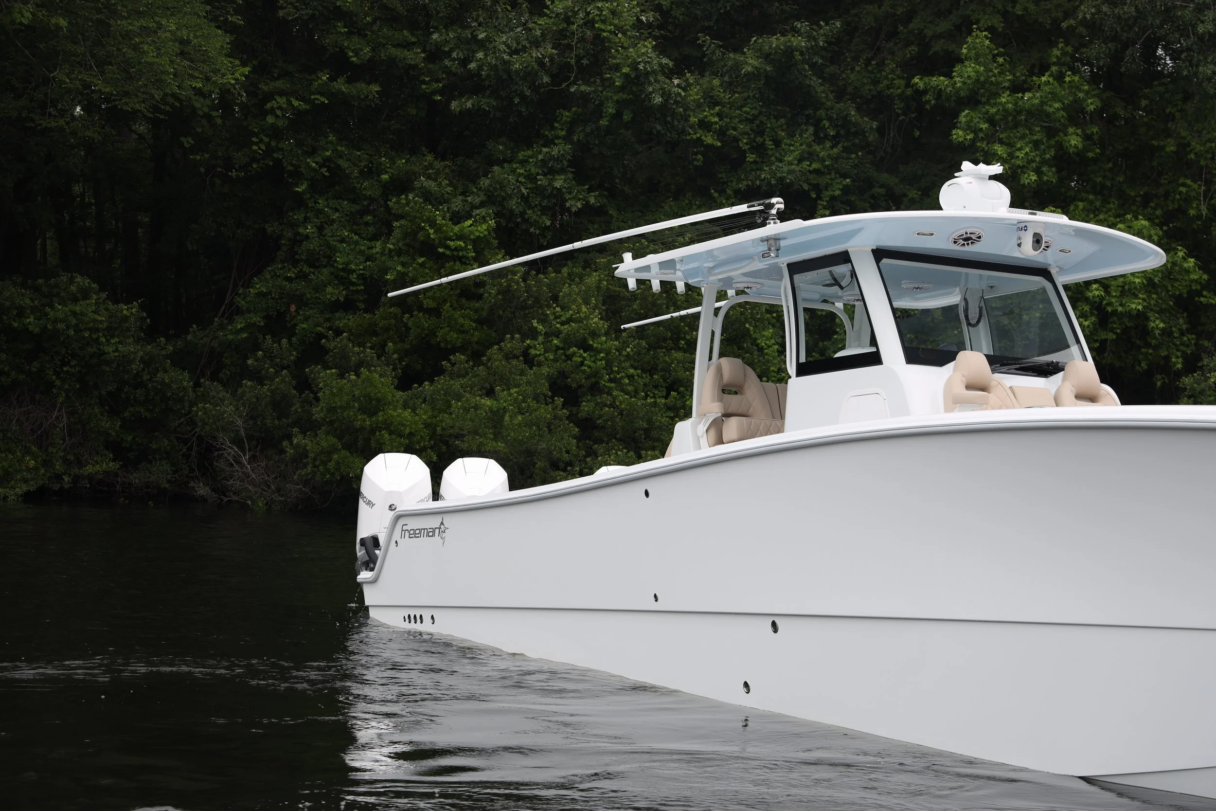 Freeman 35 — Freeman Boatworks