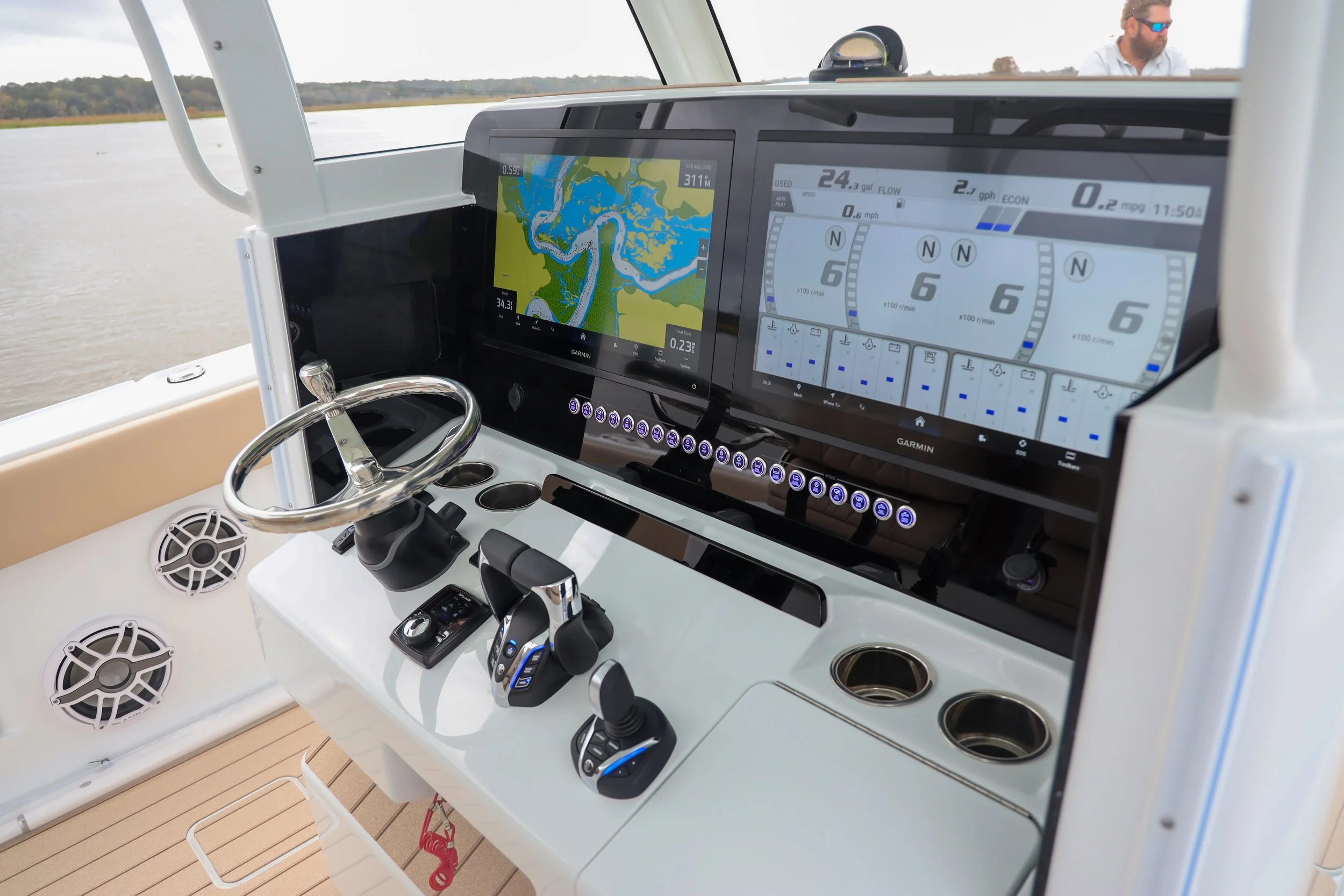 Freeman 38 — Freeman Boatworks