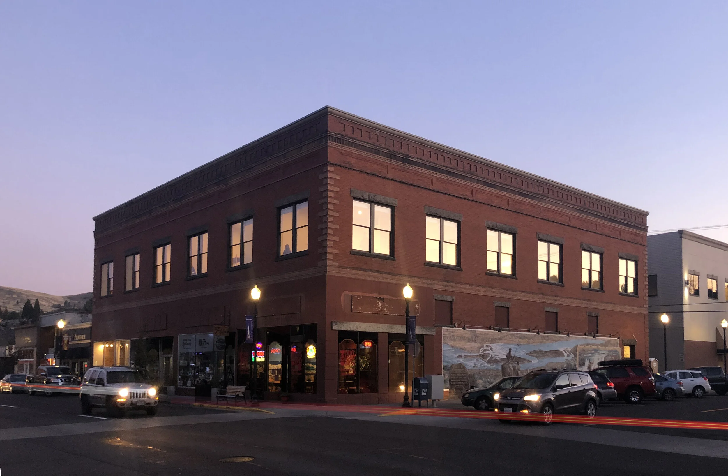 APOLLO DESIGN STUDIO