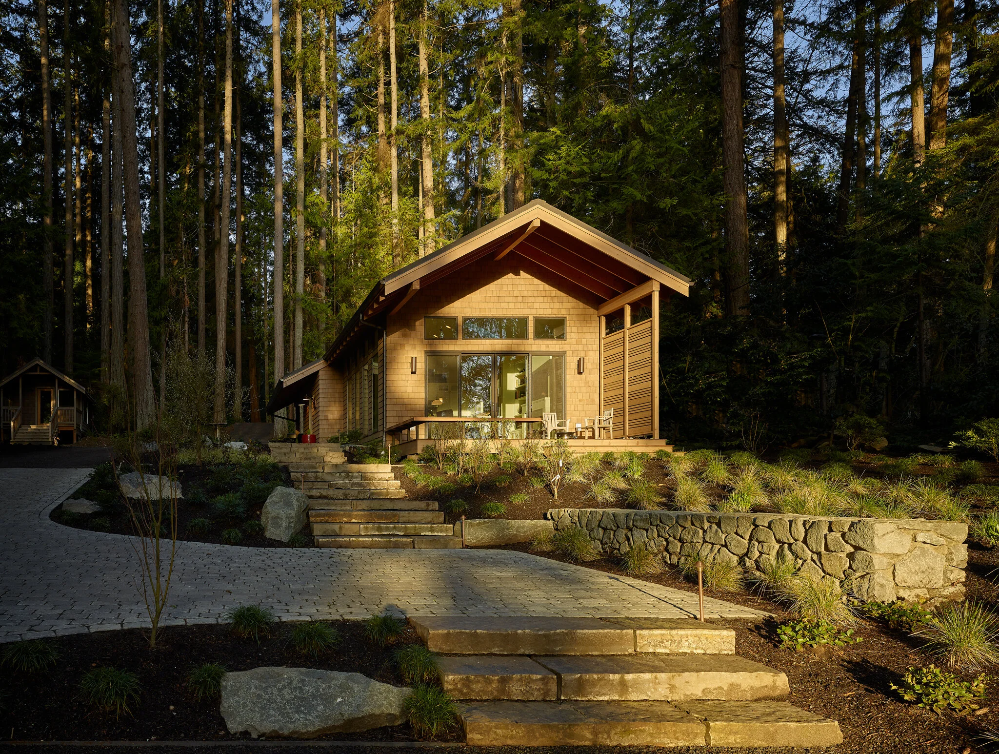 APOLLO DESIGN STUDIO