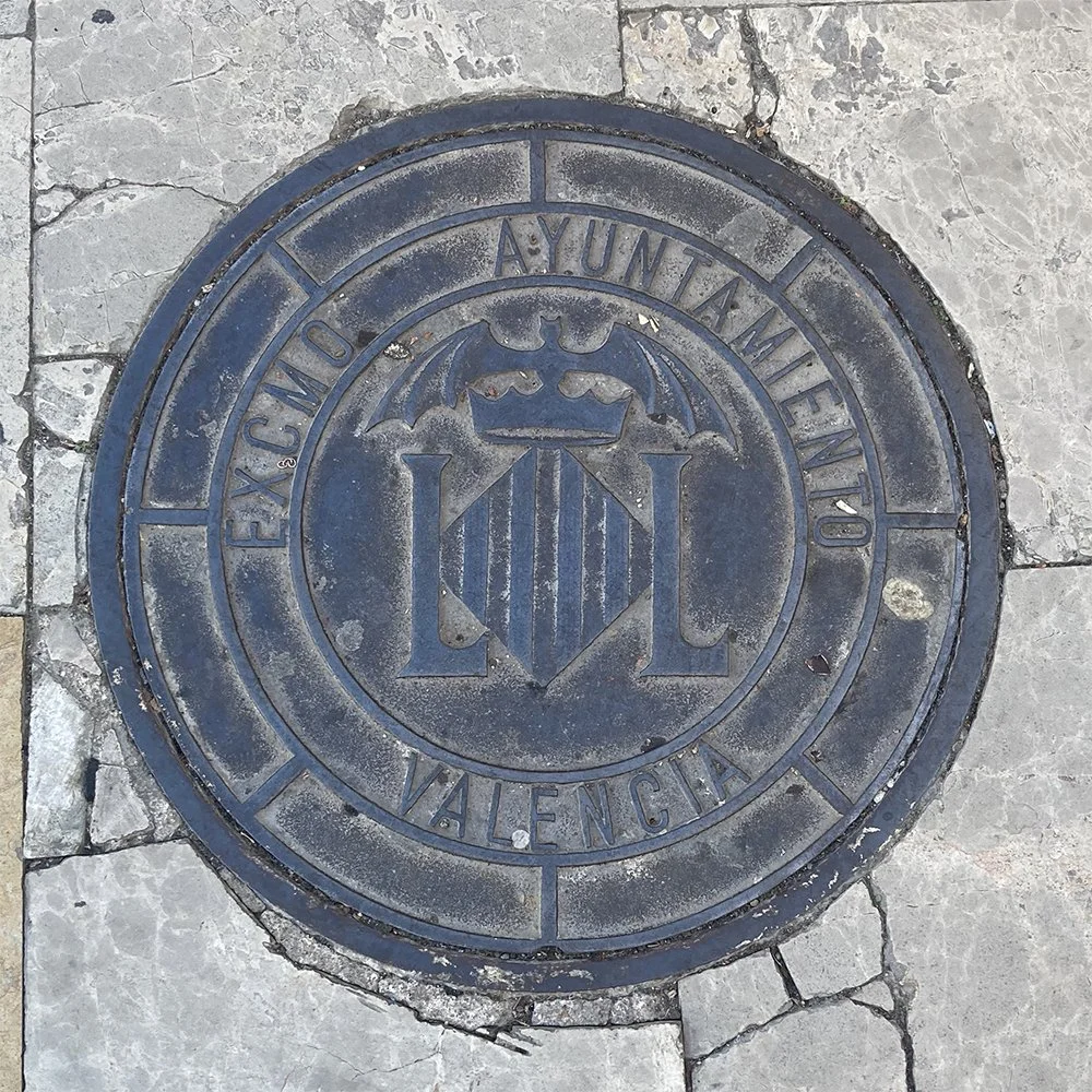 Manhole Cover Rugs — Stillo Noir