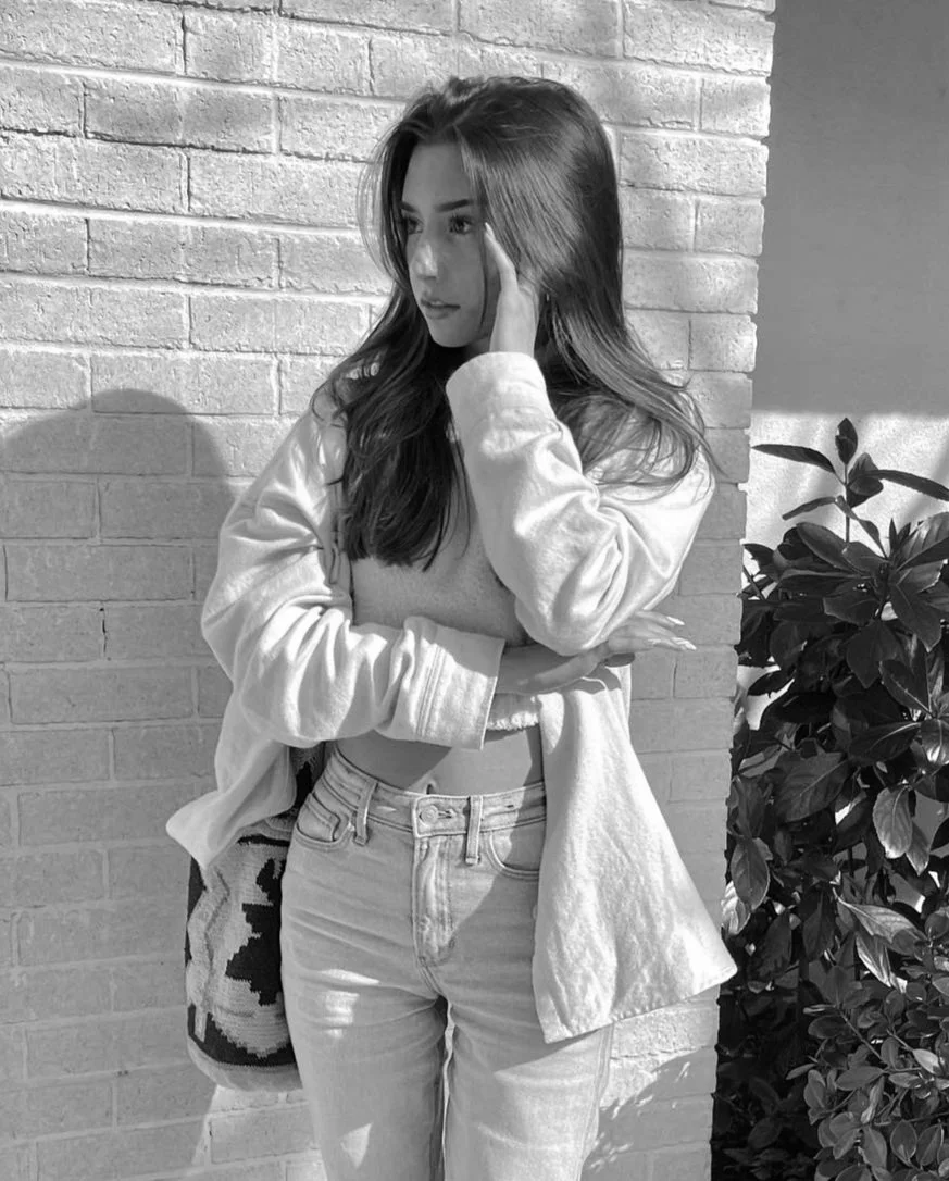 WOMEN (2) — HN MODELS