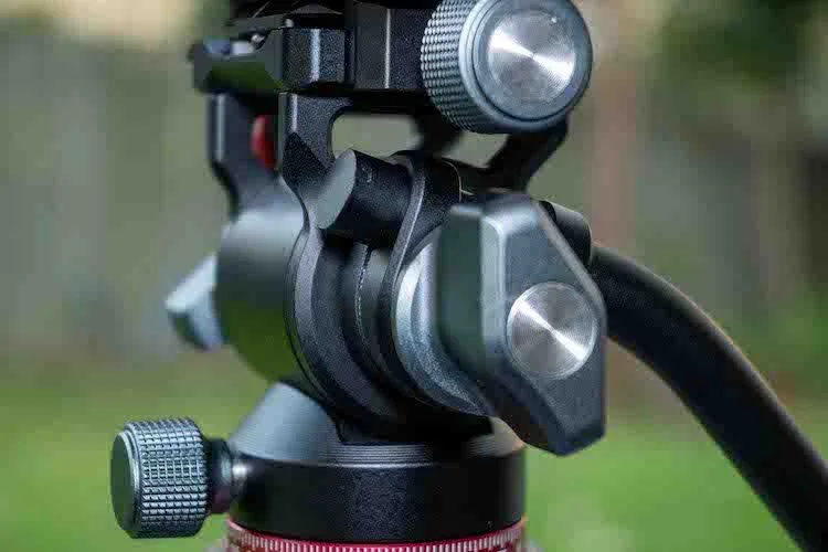 Ulanzi U-190 Mini Fluid Head Review — Ralph Mayhew Photography