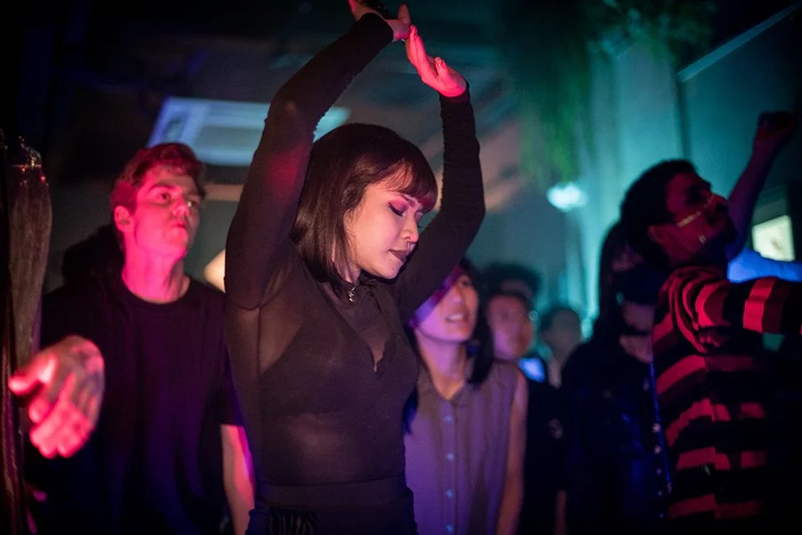 Blacklight Raves: Shedding Light On The Goth-Inclined Parties Playing ...