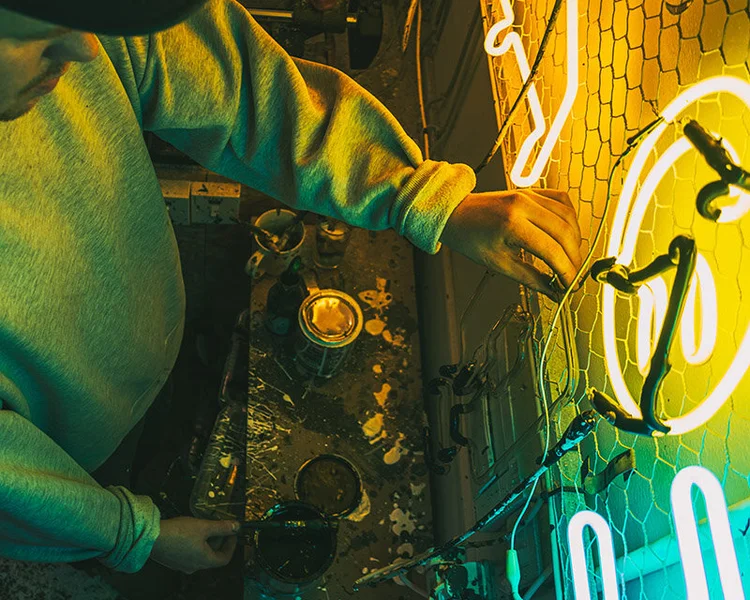 About — SOLAS NEON SIGN Co. - Neon Sign Workshop | Edinburgh & Glasgow