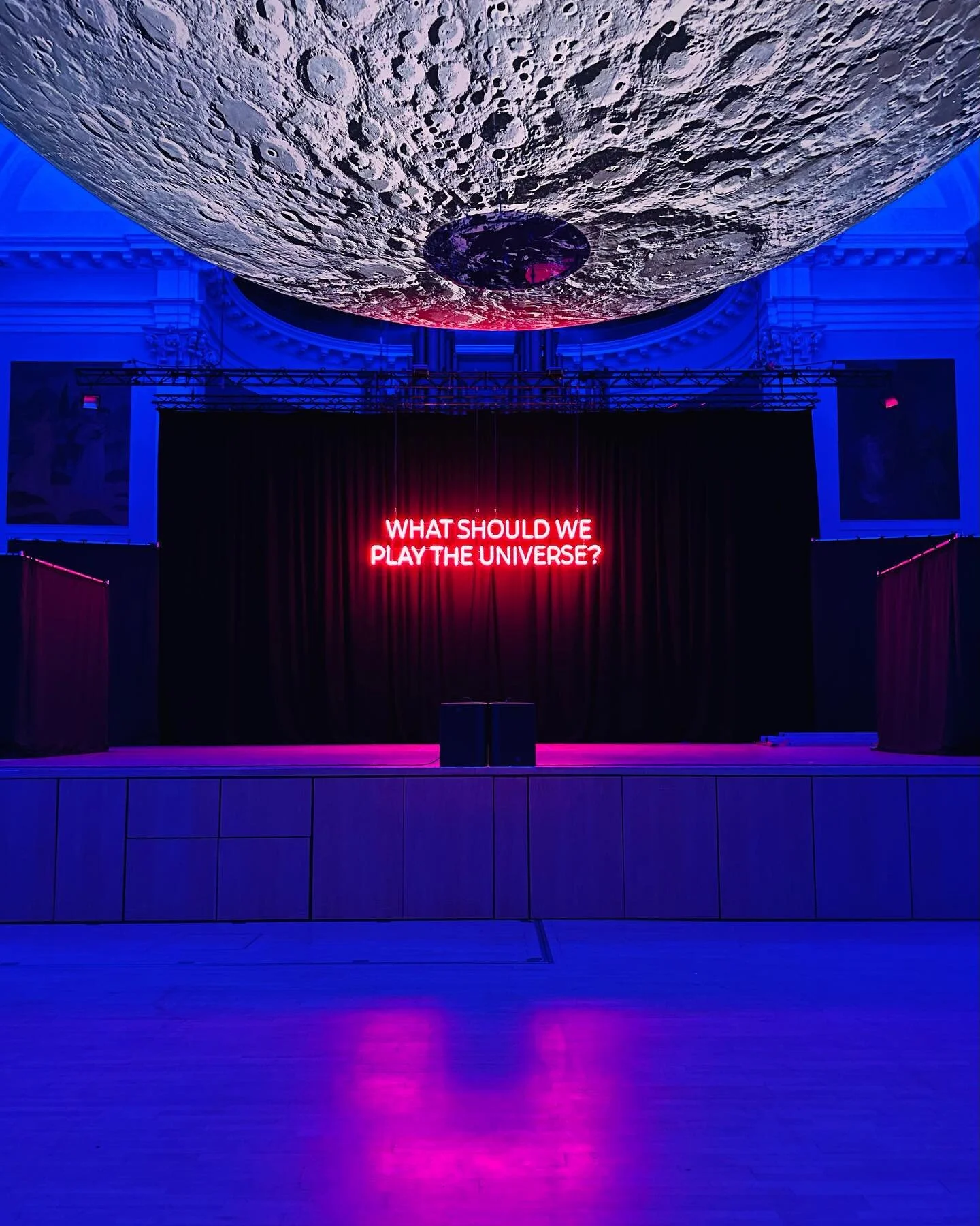 SOLAS NEON SIGN Co. - Neon & Bespoke Signmakers - Edinburgh | Glasgow