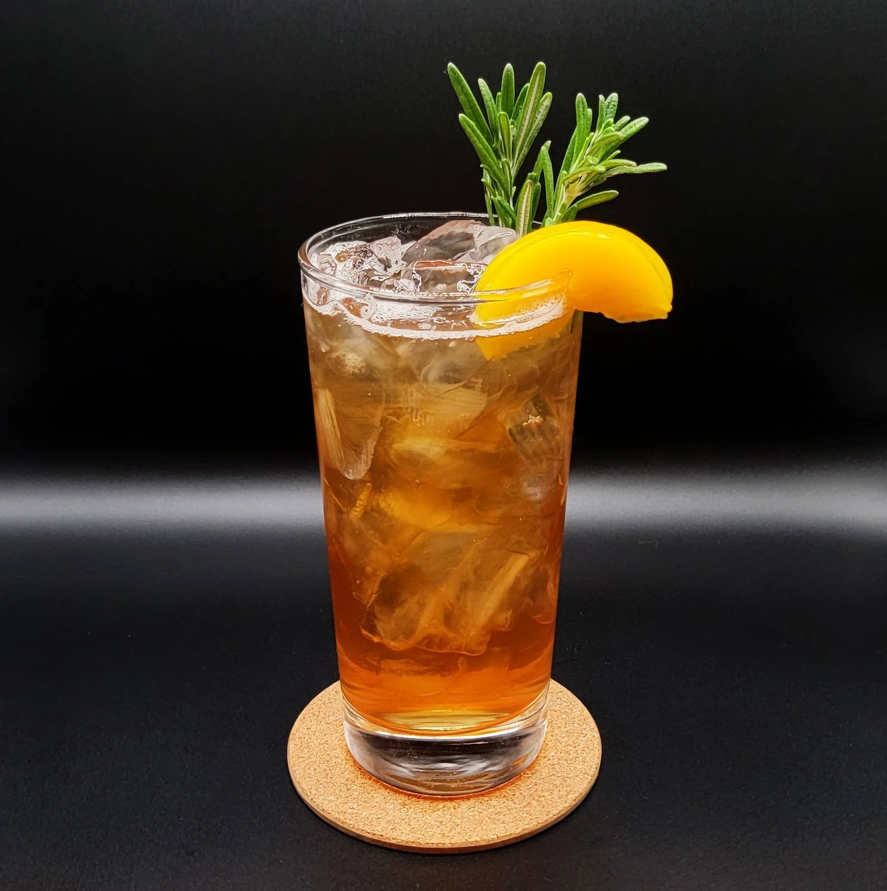 Peach Rosemary Iced Tea Recipe: A Refreshing Herbal and Fruity Infusion ...