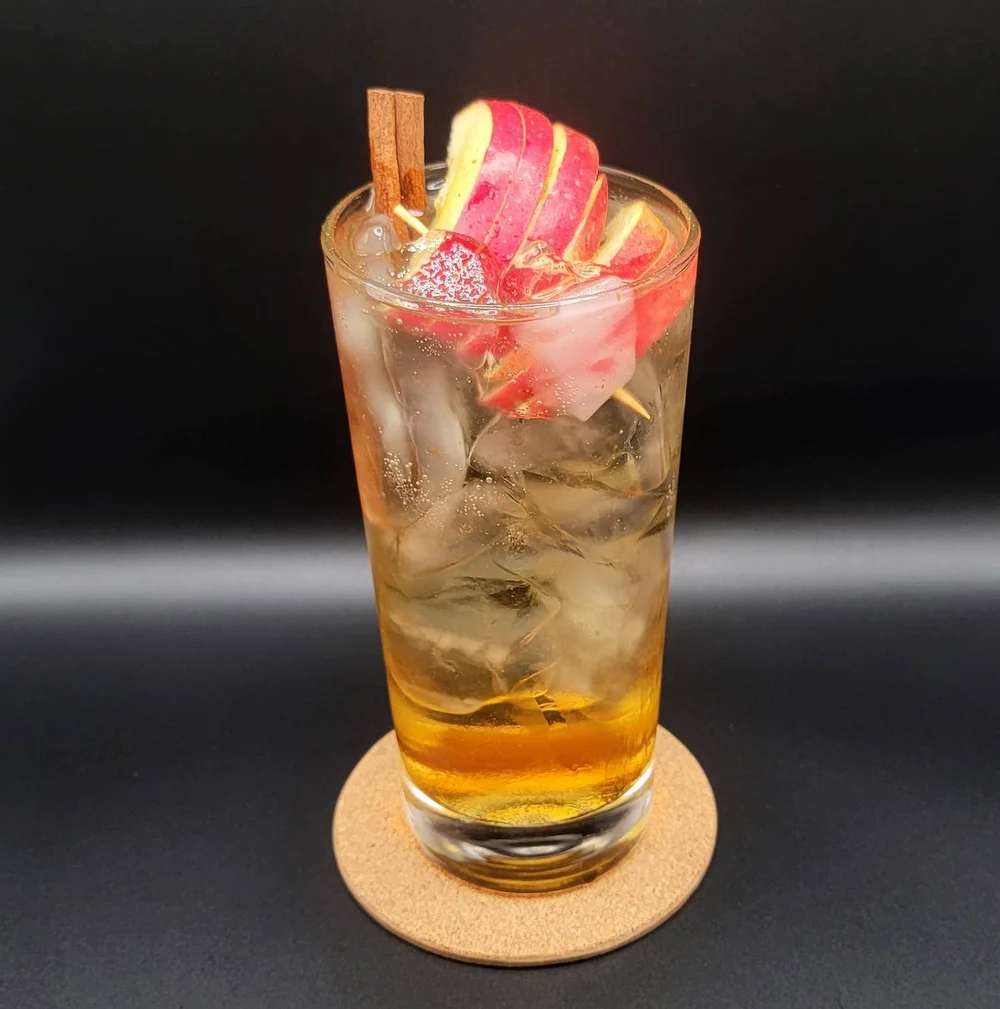 Apple Cinnamon Spritz Recipe: A Warm and Spiced Non-Alcoholic Refresher ...