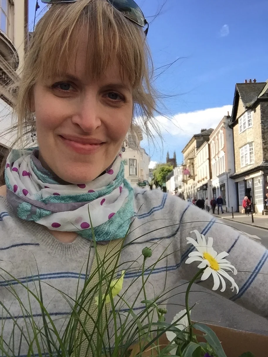 Bio — Leslie Stroz Art