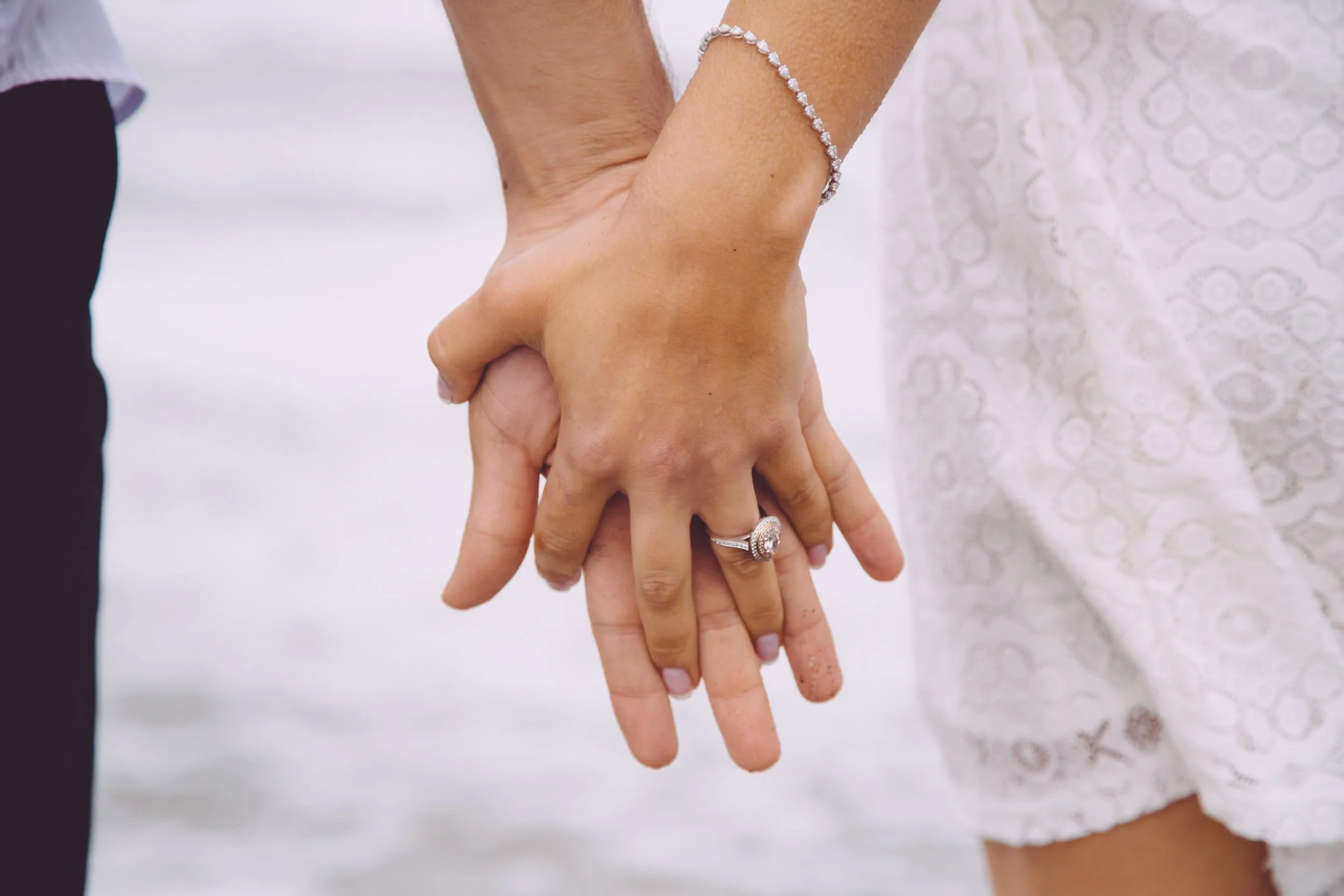 10 Compelling Qualities of a Good Wife — Basics by Becca