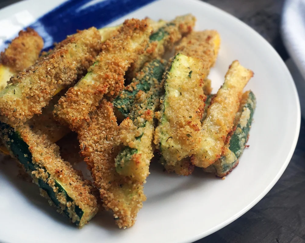 Crunchy Parmesan Zucchini Sticks - Dish It Girl Recipe Box