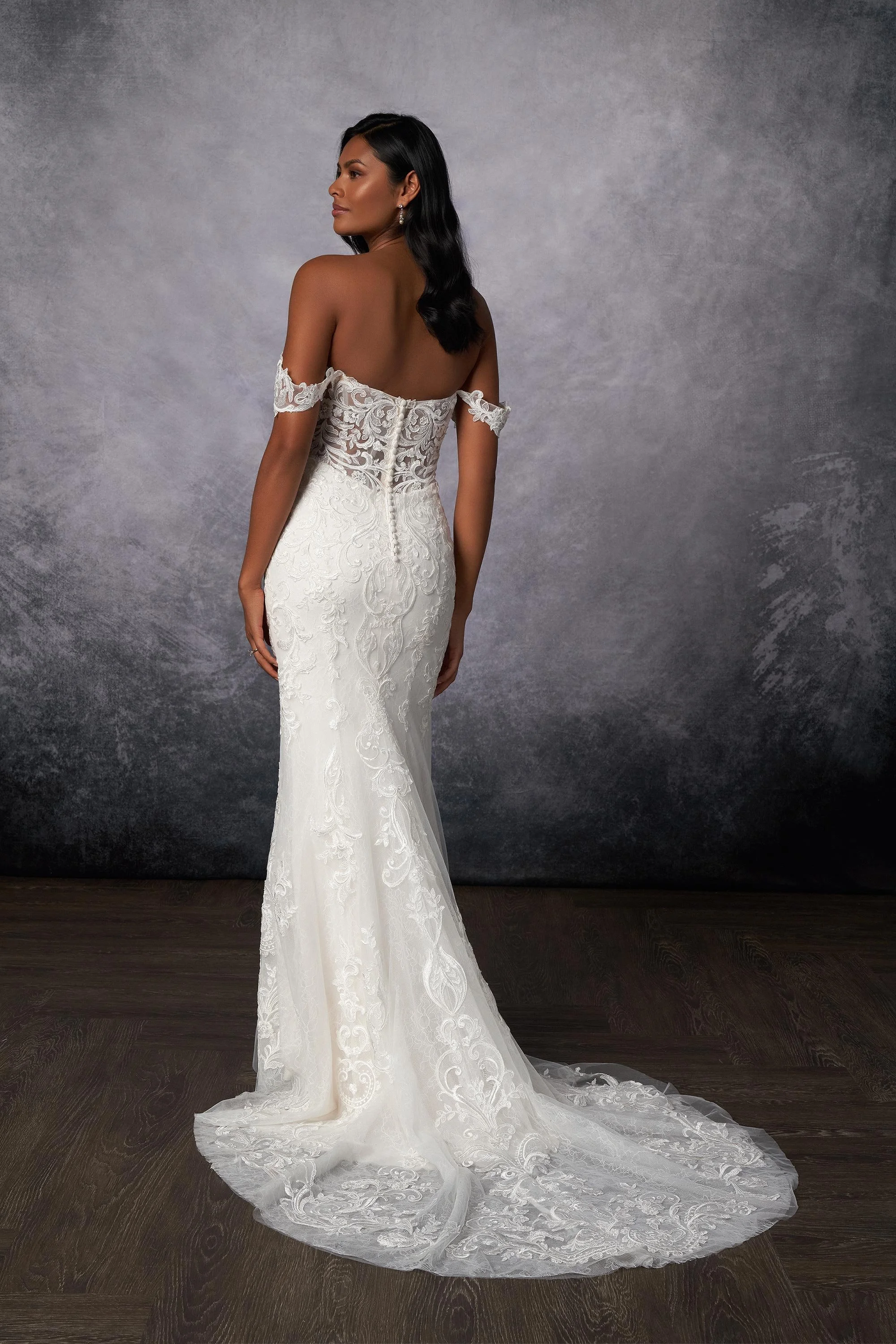 Larissa- Justin Alexander 55108 — Mansion Hill Bridal