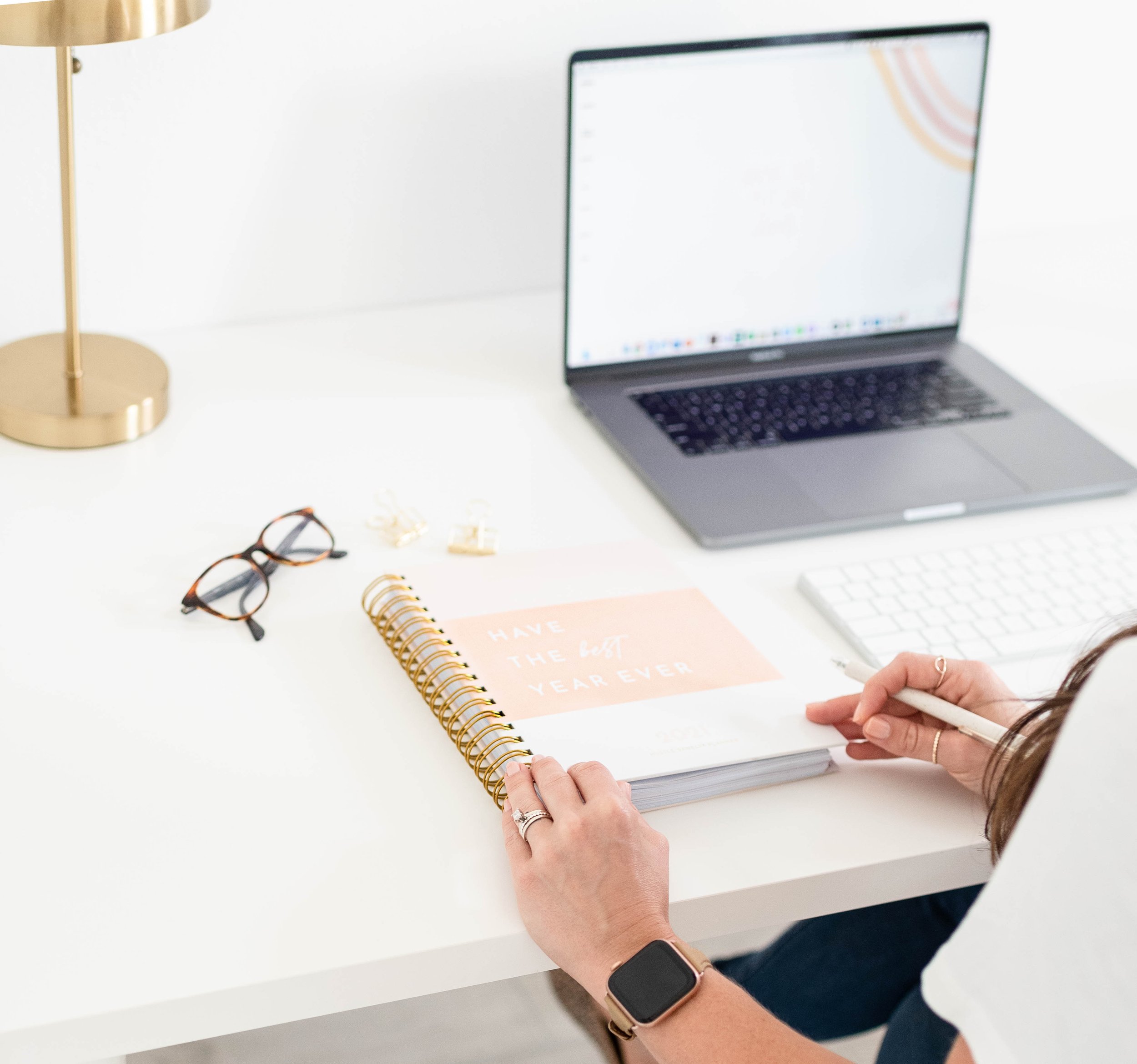 3 Things to Take Off Your Daily To-Do List — Hustle Sanely® by Jess Massey