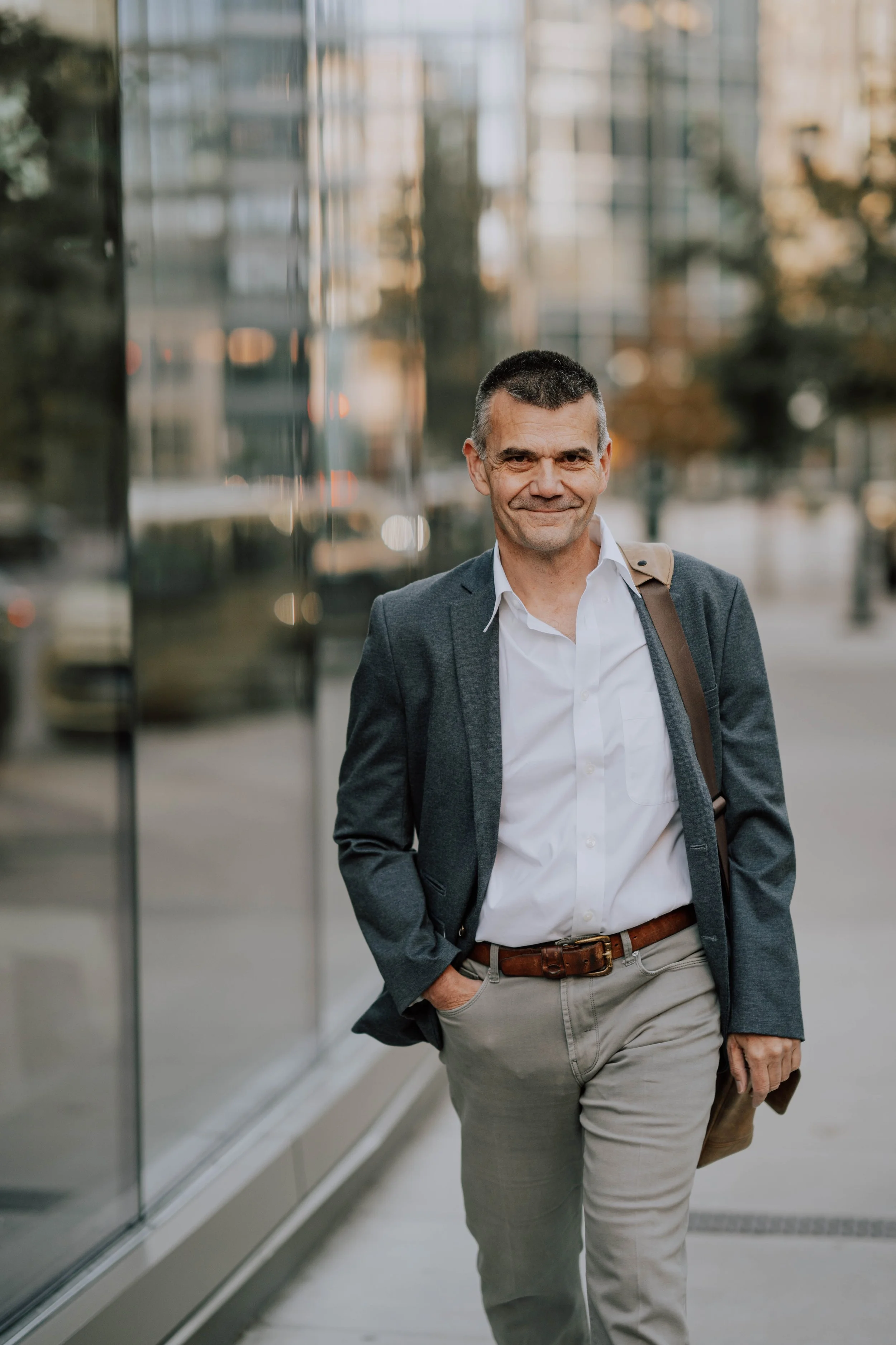 Denver Photographer Lifestyle Photos in Downtown Denver with Jean — Tim ...