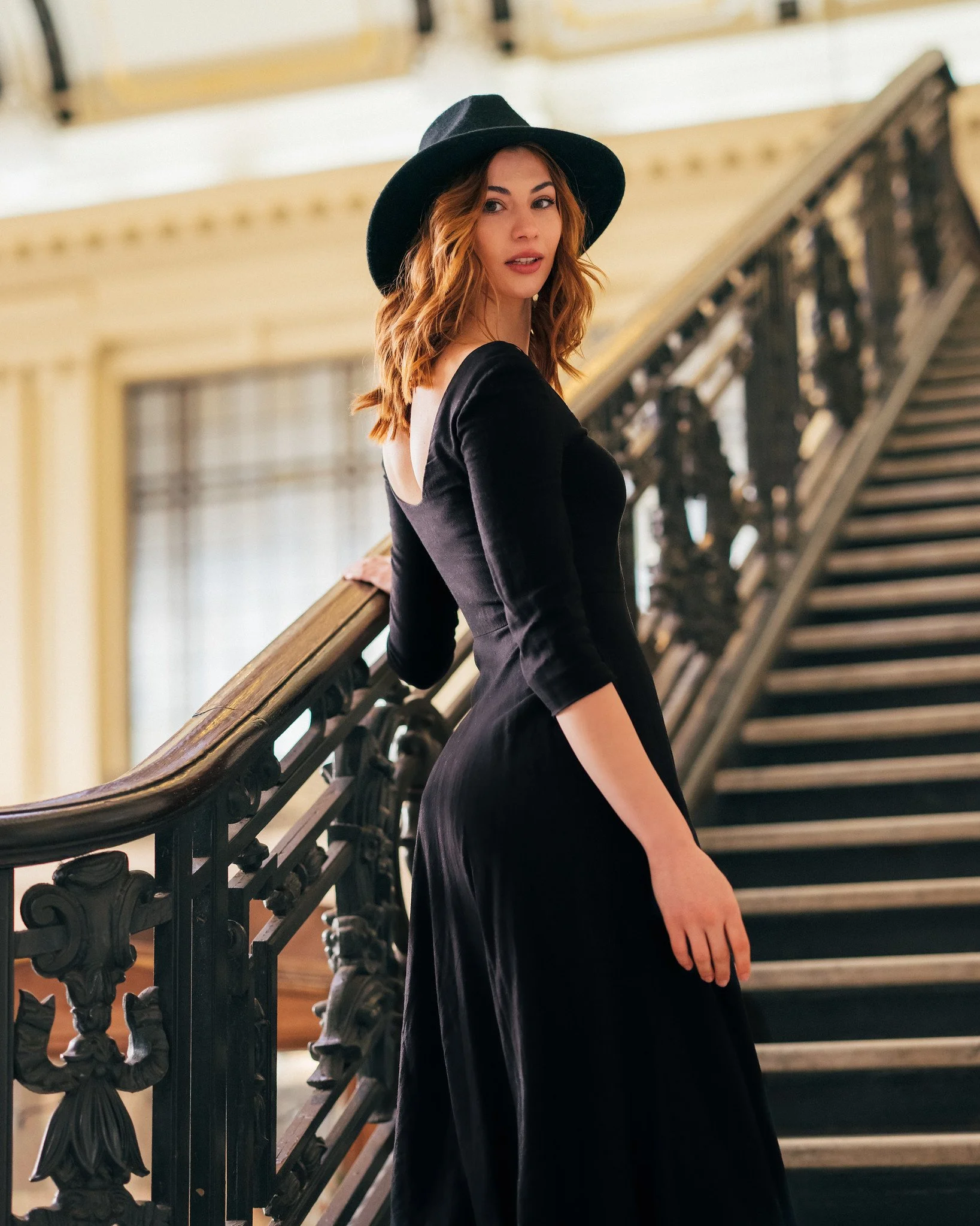 Lori — Dot Models