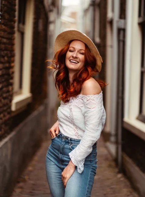 Linda — Dot Models