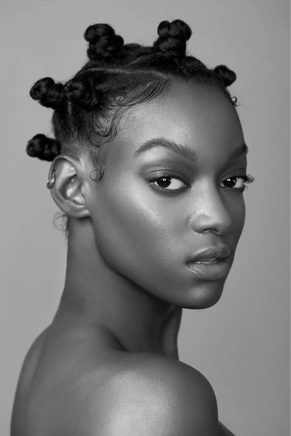 WOMEN — Dot Models