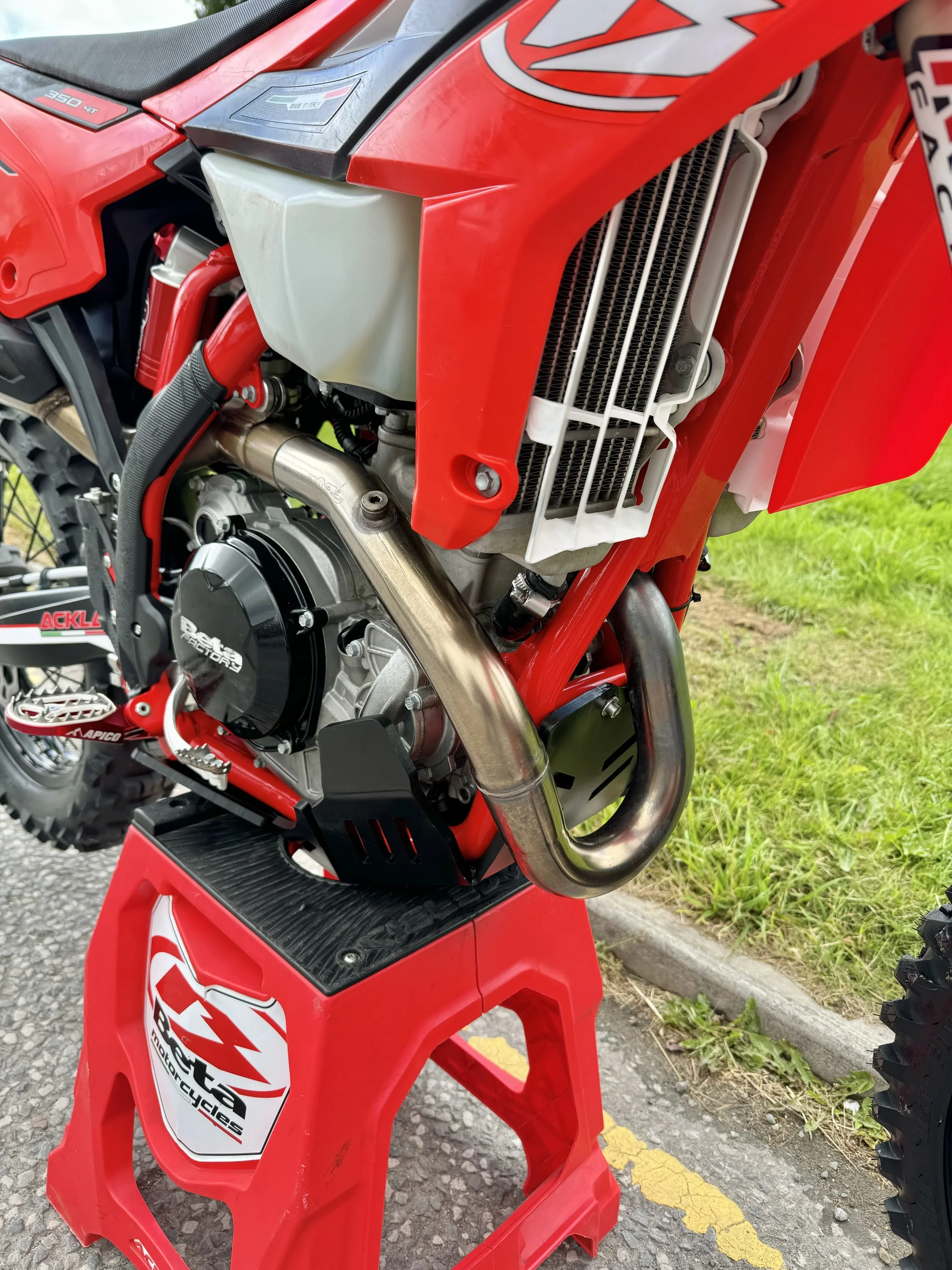 Store 2 — Acklams Beta