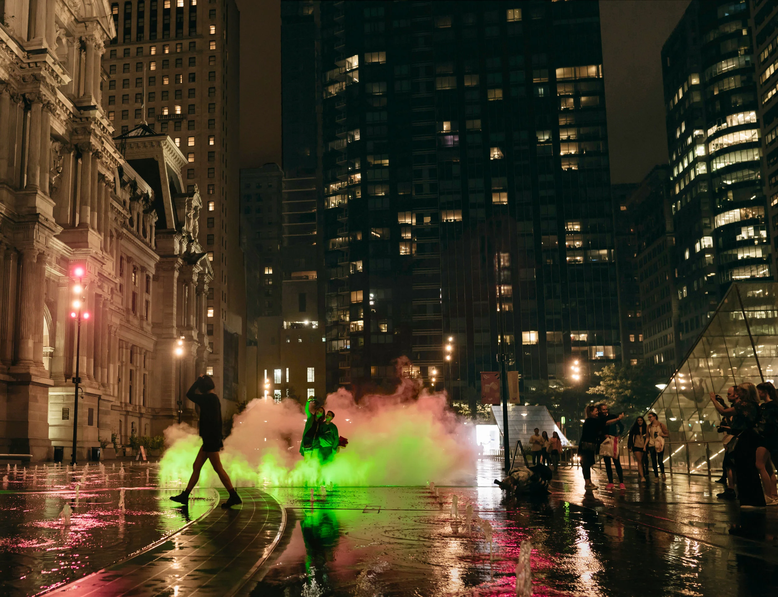 Pulse, Philadelphia, PA Green line phase, 2018 — Janet Echelman