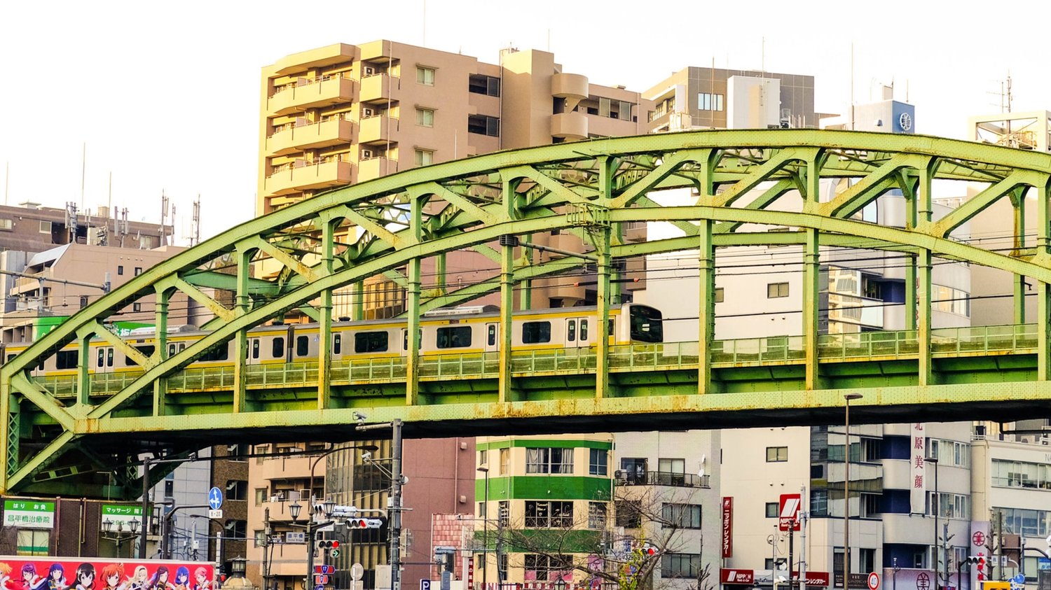 Trains in Tokyo — Tunnel Time