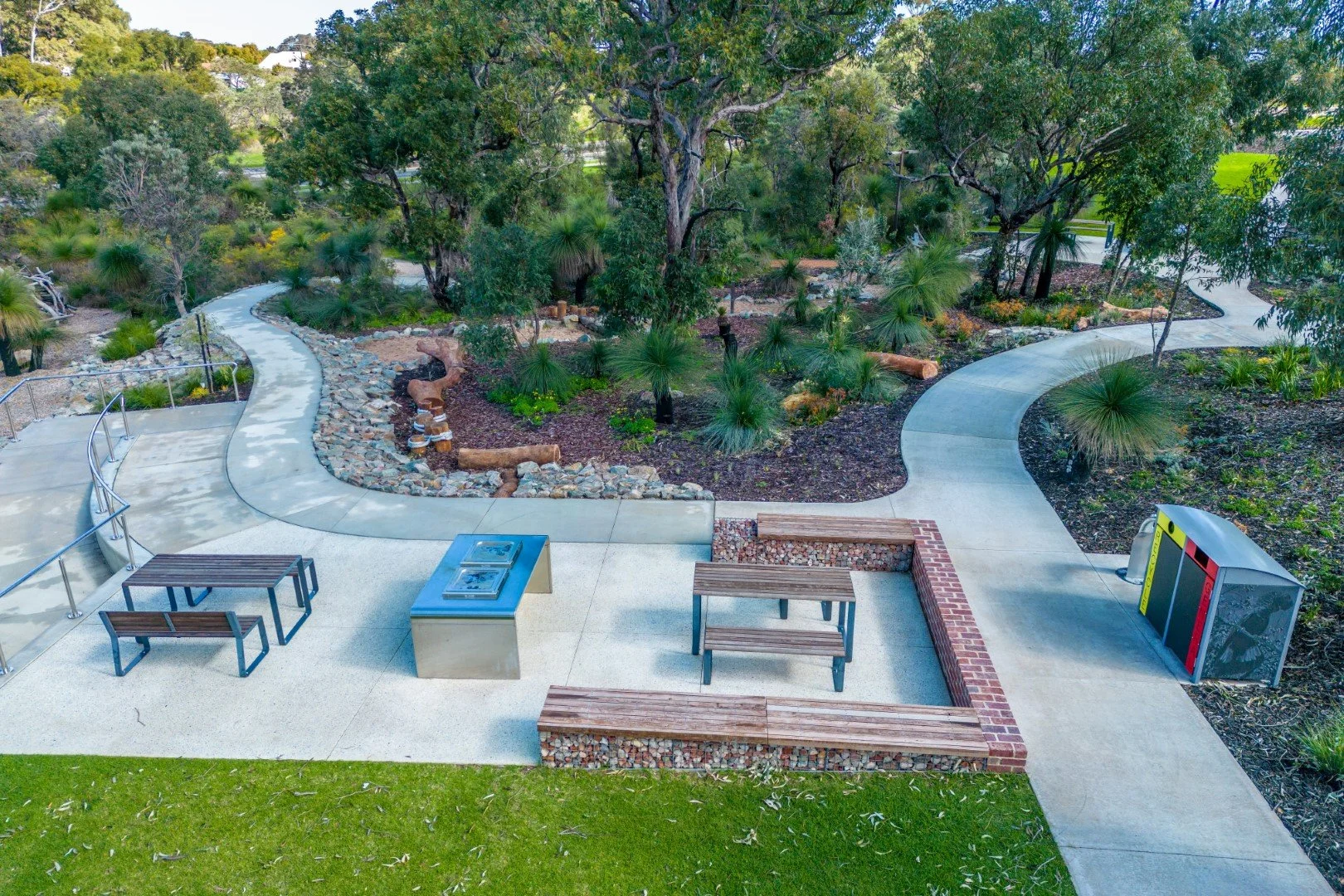 115 Hamilton Hill — PHASE3 LANDSCAPE CONSTRUCTION