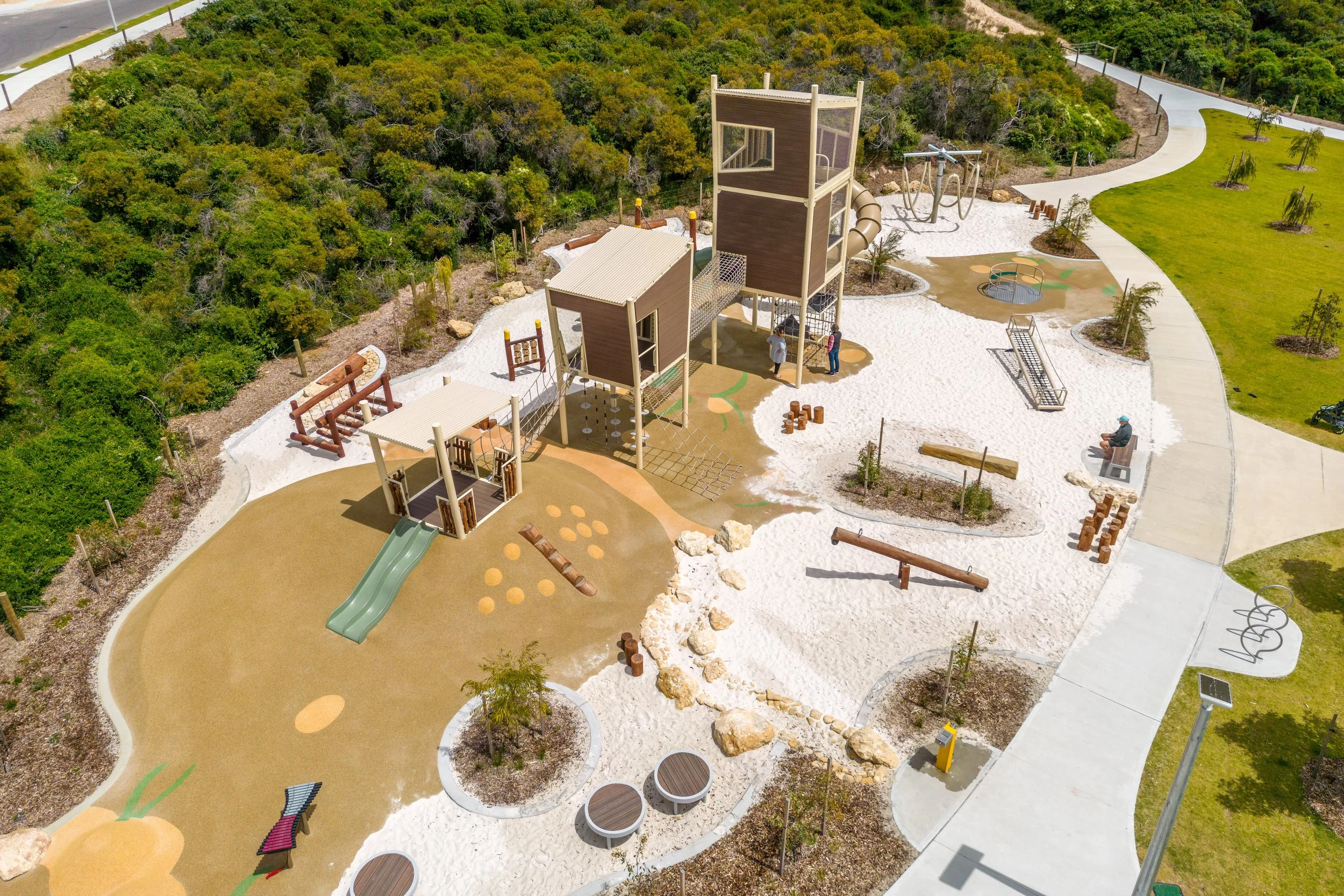 Treehouse Cove Golden Bay — PHASE3 LANDSCAPE CONSTRUCTION
