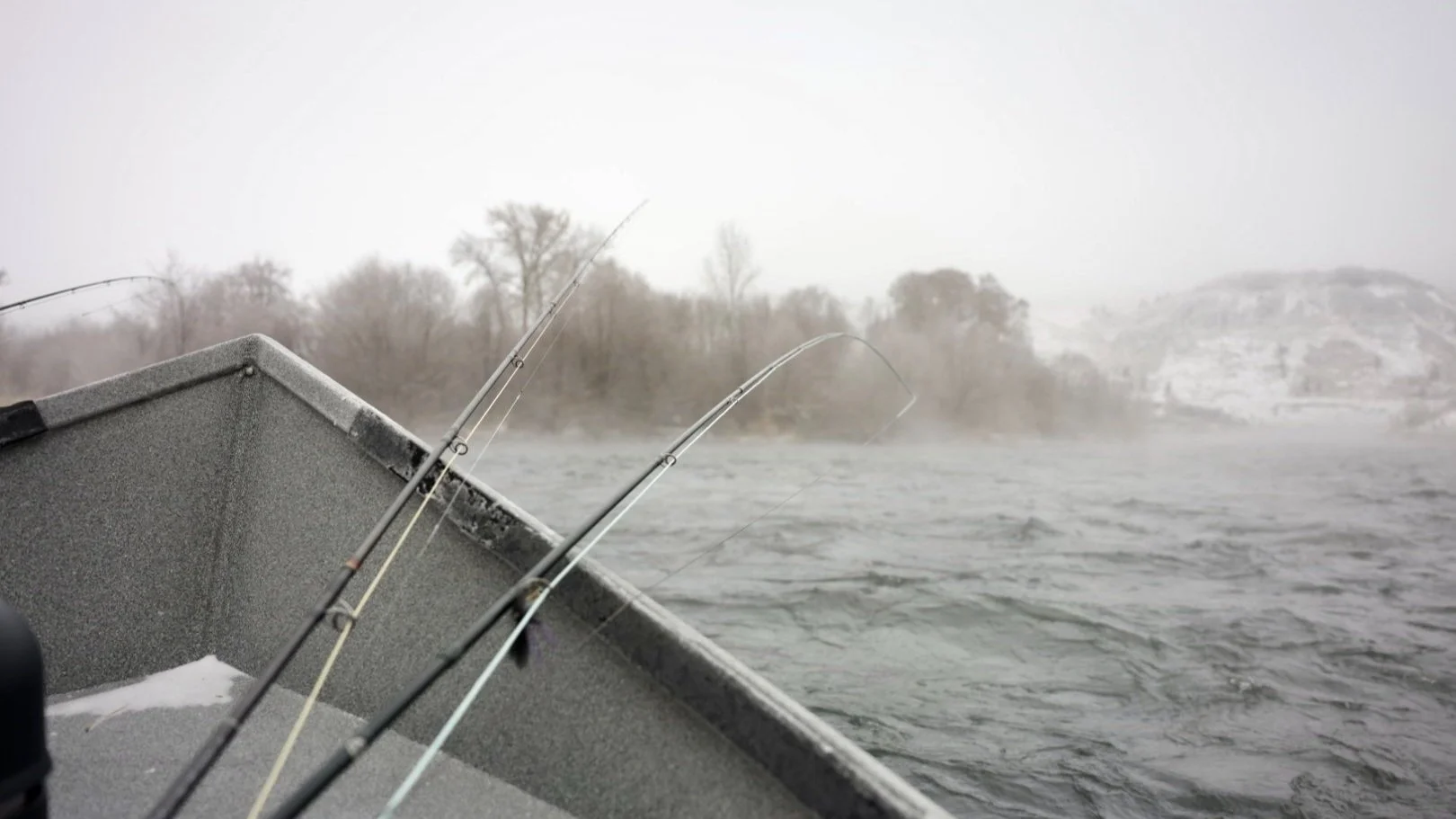 The Deschutes River, Oregon USA — LOC: WADERS