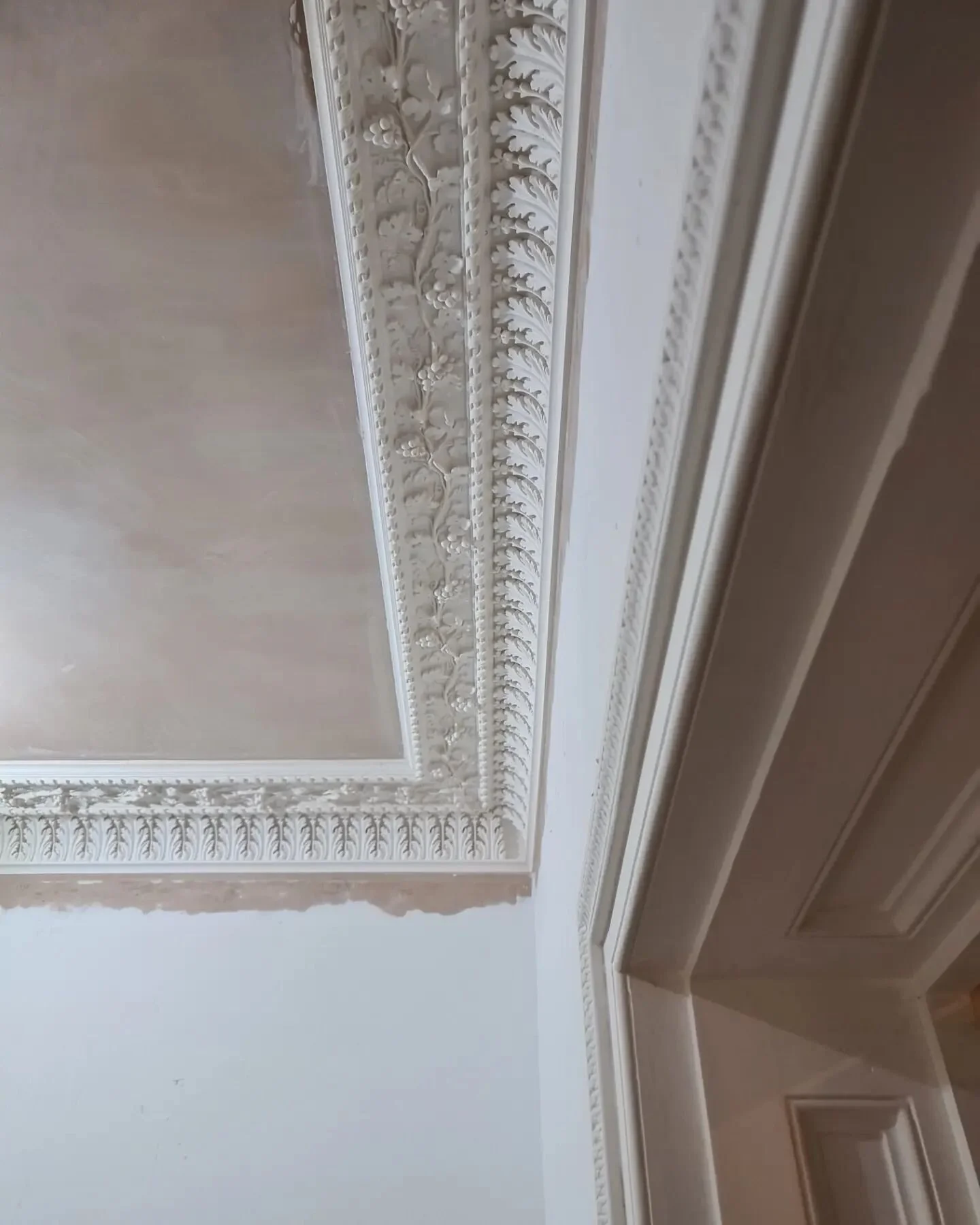 How To Remove Paint From A Plaster Ceiling Rose | Shelly Lighting