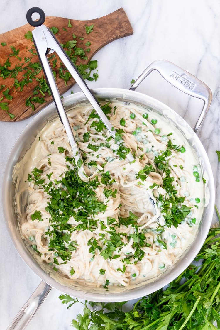The Best Creamy Vegan Pasta Alfredo (25g of Protein) — The Vegan Six