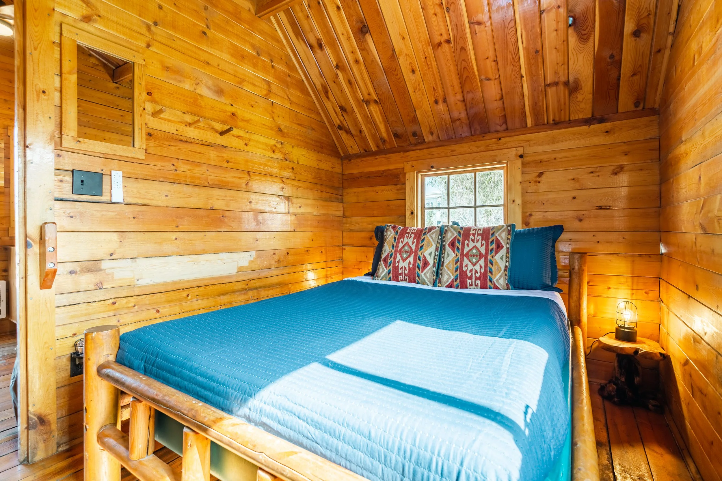 Cabins On The Colorado River — Arizona Oasis RV Resort | Colorado River ...